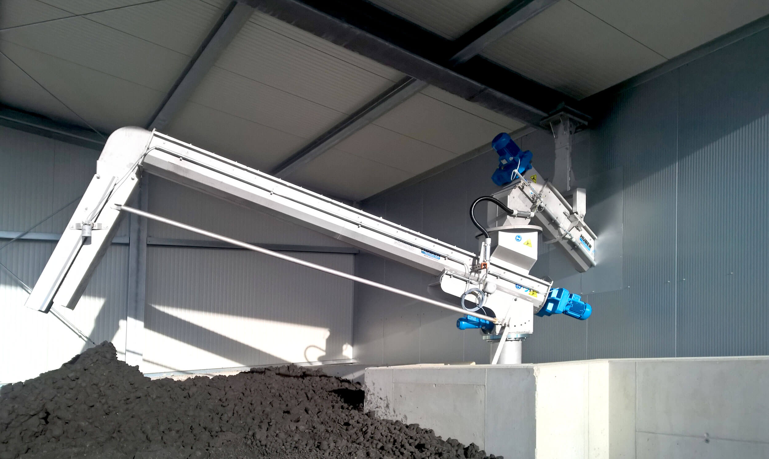 HUBER Lidded Trough Screw Conveyor Ro8 T | HUBER Technology