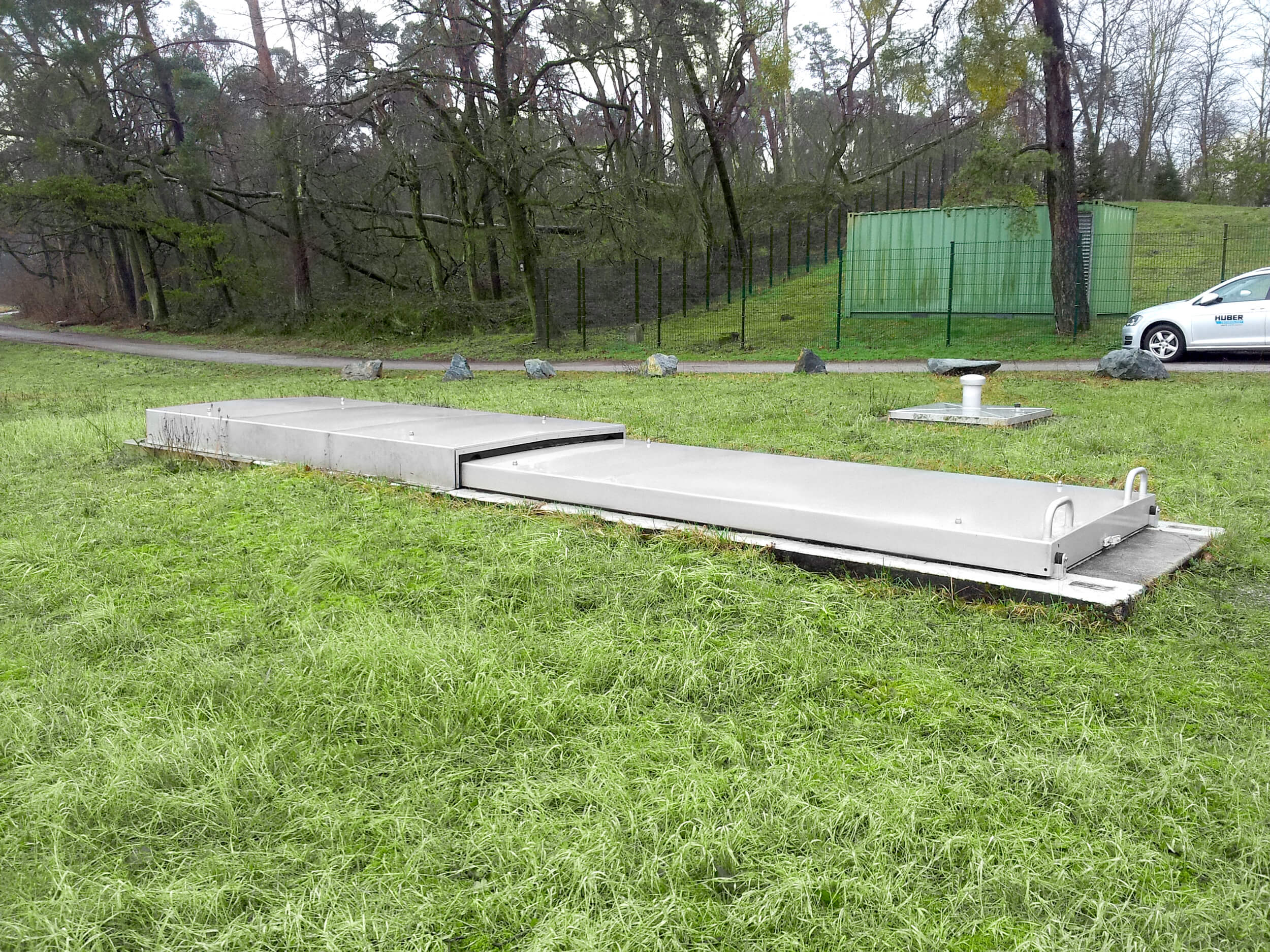 Sliding Hatch Cover SD12 | HUBER Technology