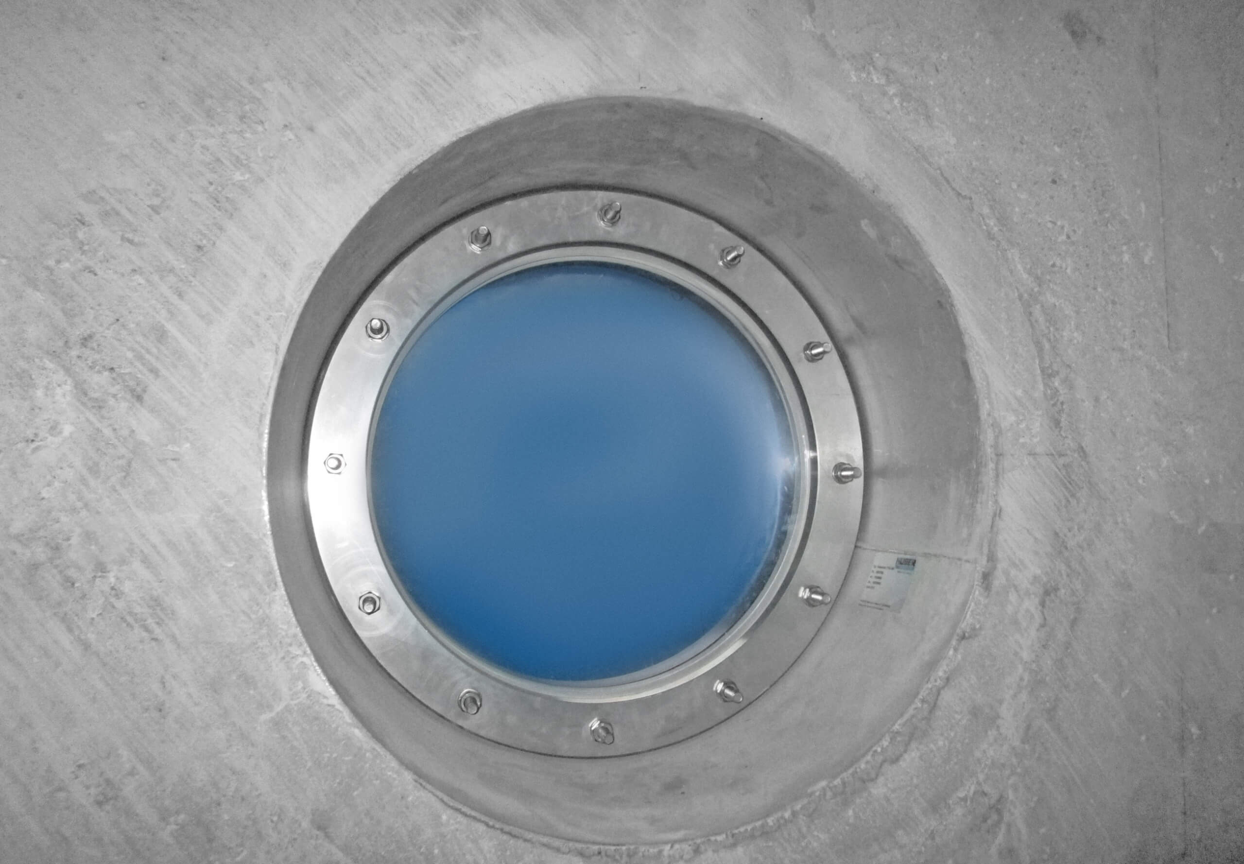 Round Inspection Cover TT8b | HUBER Technology